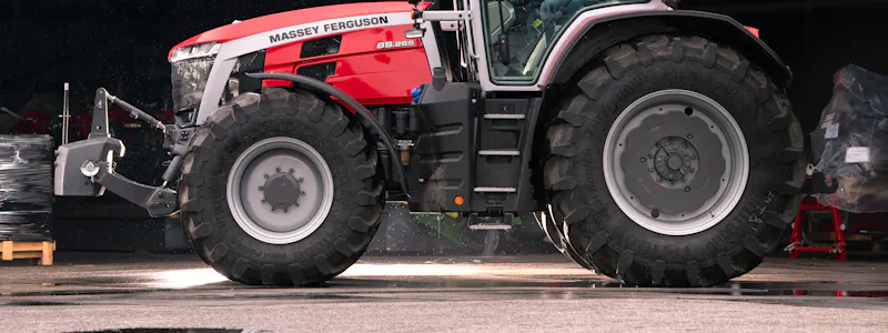 Massey Ferguson 8S.205 (2020) - Trekker