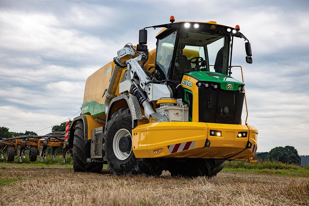 Ploeger test prototype vierwieler in het veld - Trekker