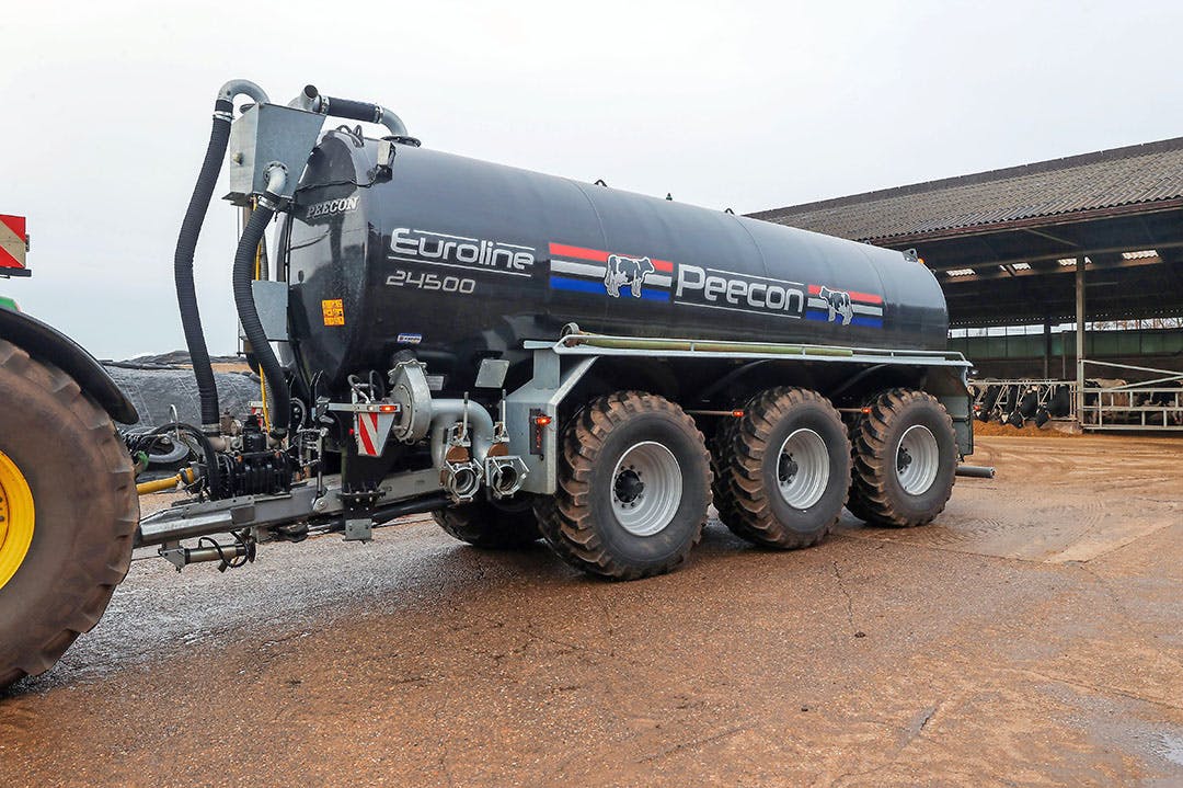 Aankoop bemesting: Meer capaciteit met bekende tank - Trekker