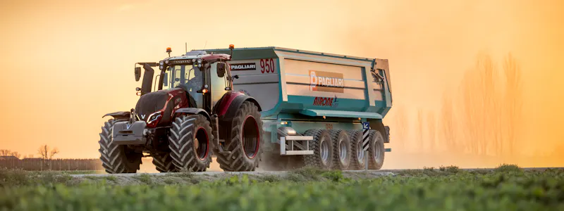 Valtra T255 Active (2022) - Trekker