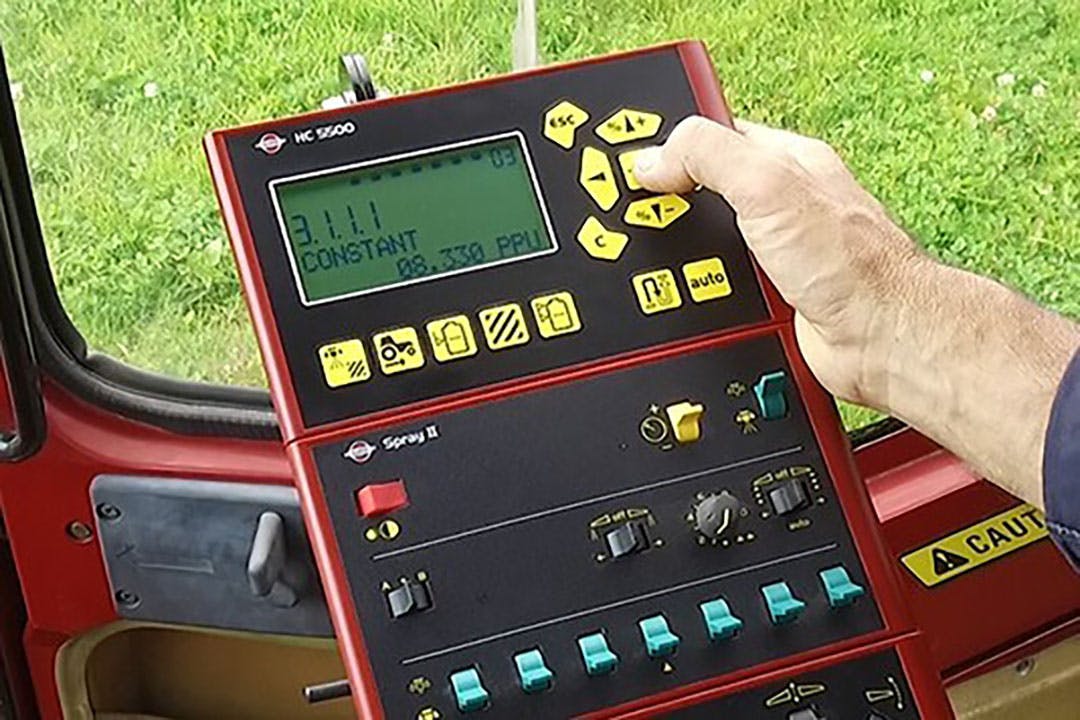 Nieuwe module voor sectieschakeling en dosering op Hardi-veldspuiten ...